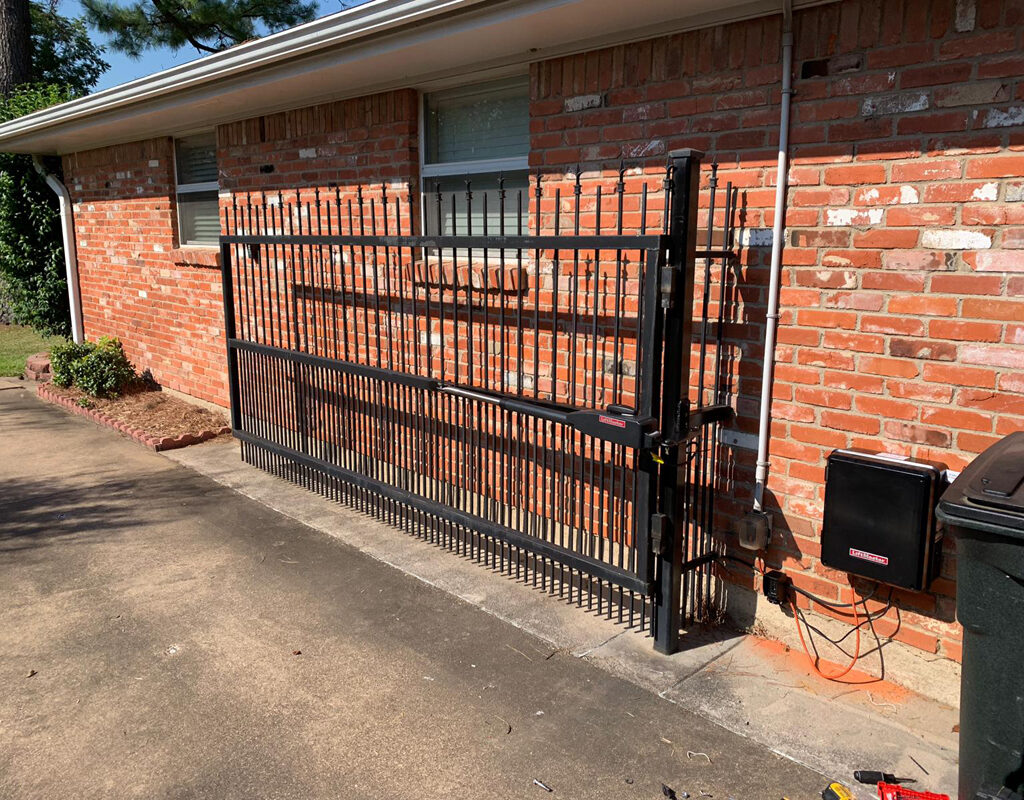 LA Gates Repairs & Installation Service Los Angeles | 24 Hour | Free ...